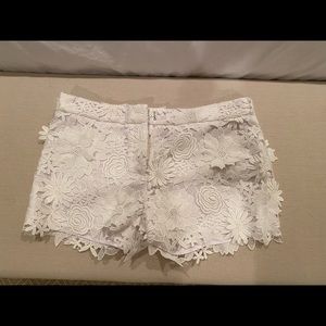 Milly | Shorts | Milly Size 2 White Floral Shorts | Poshmark